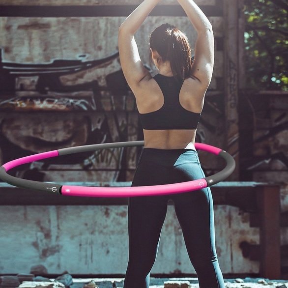 Faire du hula hoop : quels sont les bienfaits